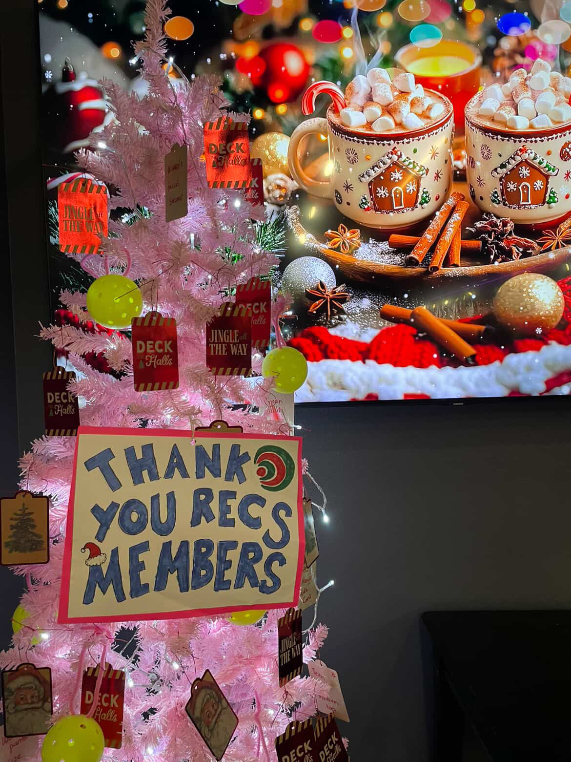 Participate in our Giving Tree! - RECS